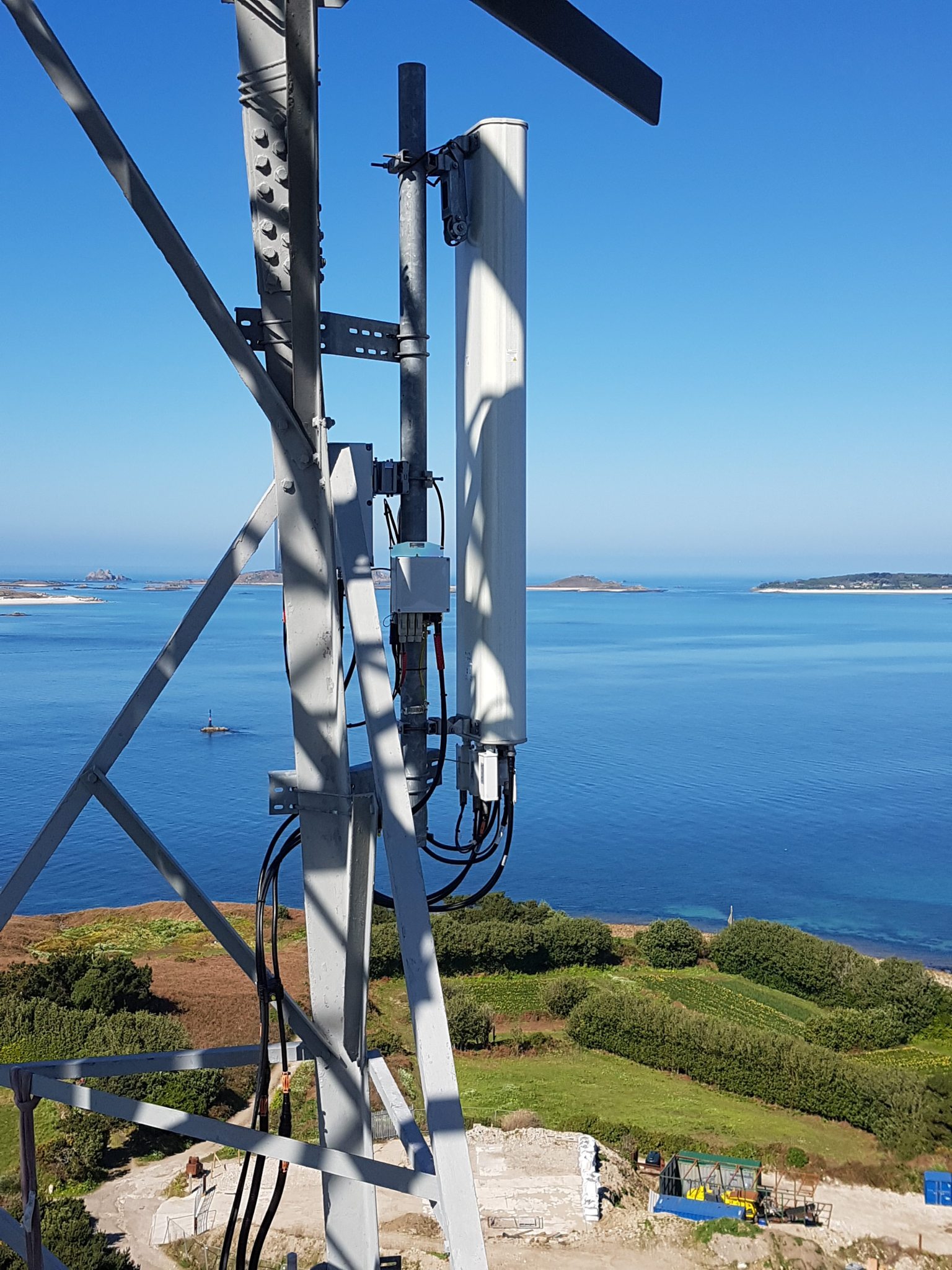 About Us – Beacon Comms