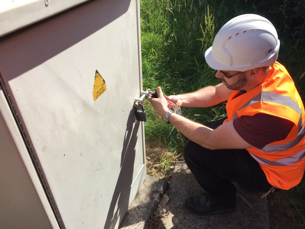 Site Survey & Maintenance – Beacon Comms